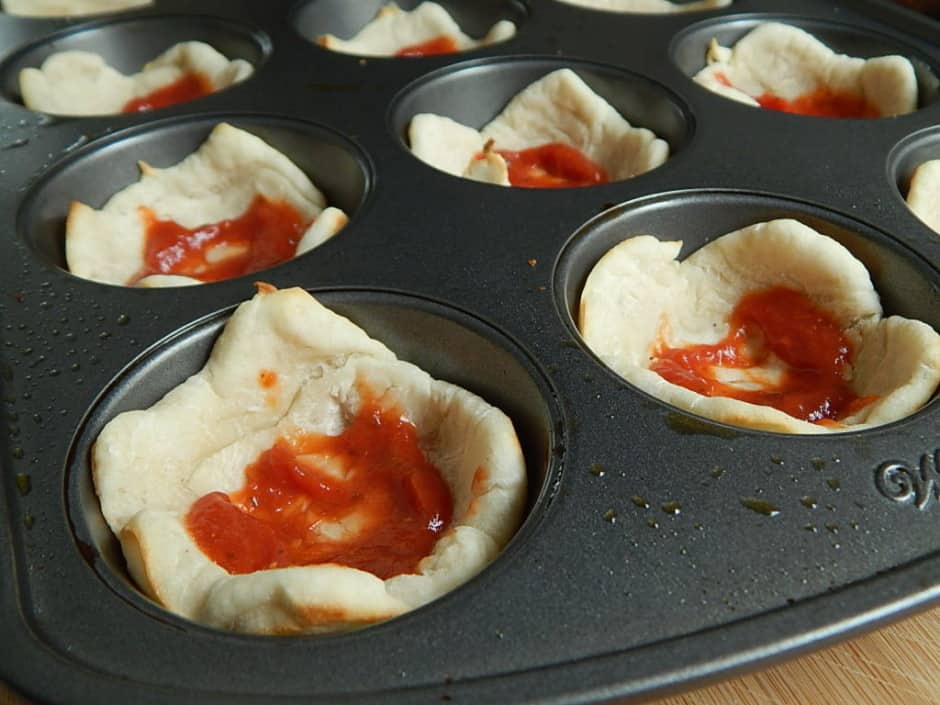 Mini deep dish meat lovers pizza - Drizzle Me Skinny!