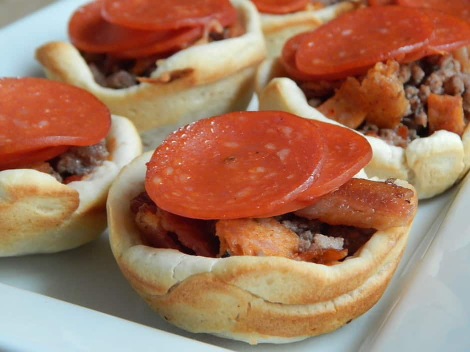 Mini deep dish meat lovers pizza - Drizzle Me Skinny!