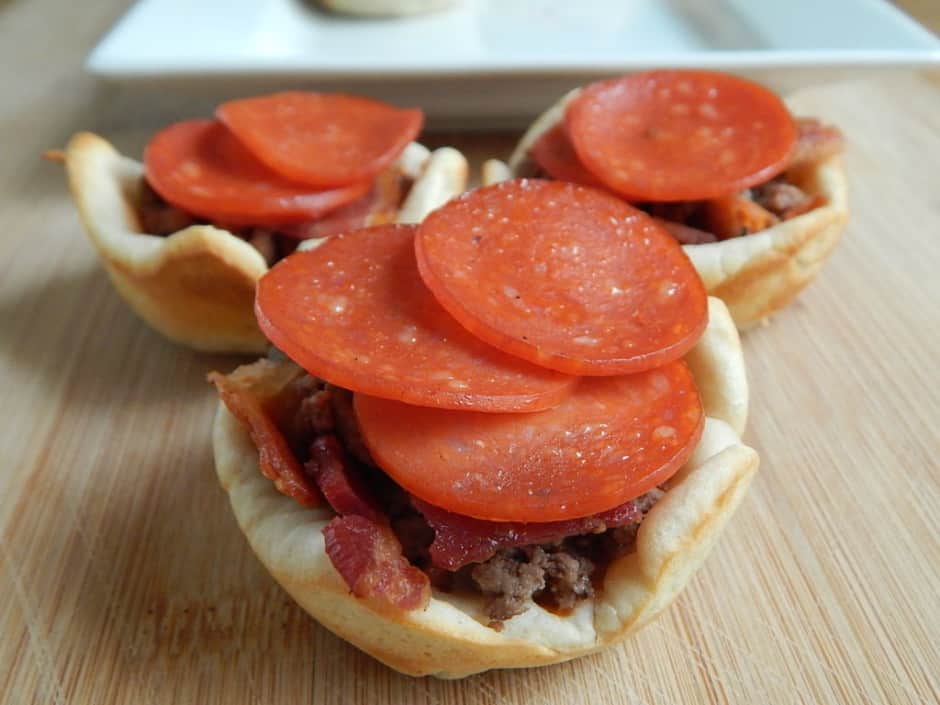 Mini deep dish meat lovers pizza - Drizzle Me Skinny!