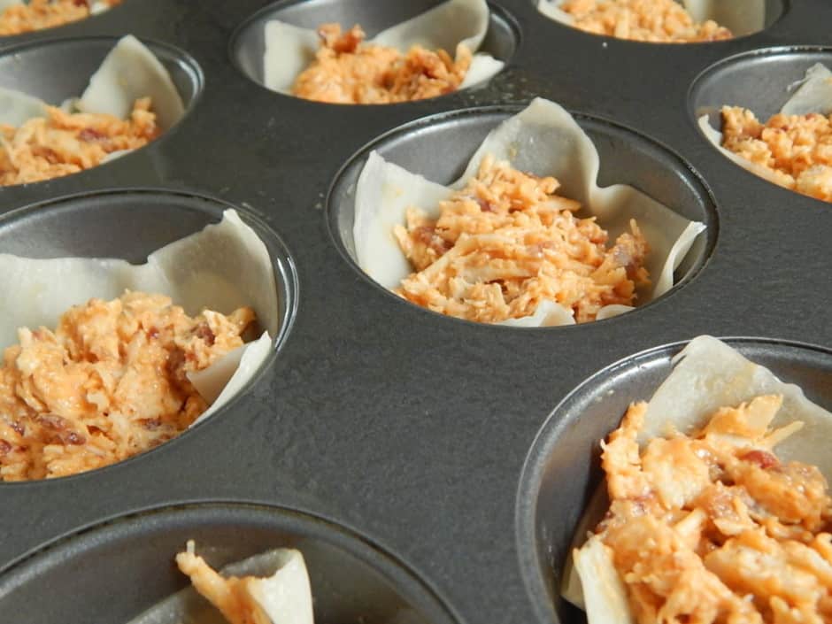 BBQ Chicken Wonton Cups - Drizzle Me Skinny!