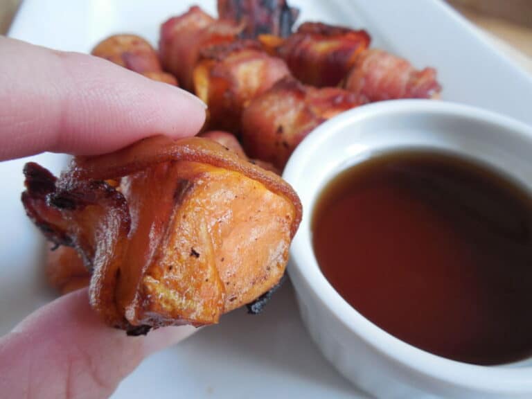 Maple bacon sweet potato bites - Drizzle Me Skinny!