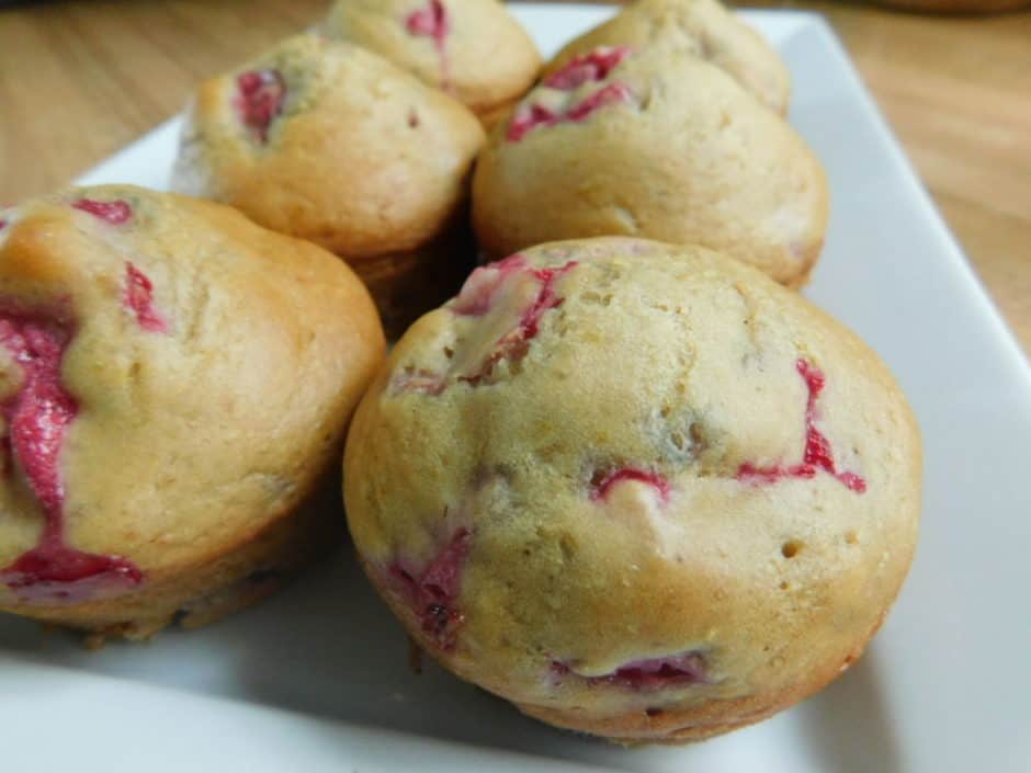 Raspberry Muffins Recipe - Drizzle Me Skinny!