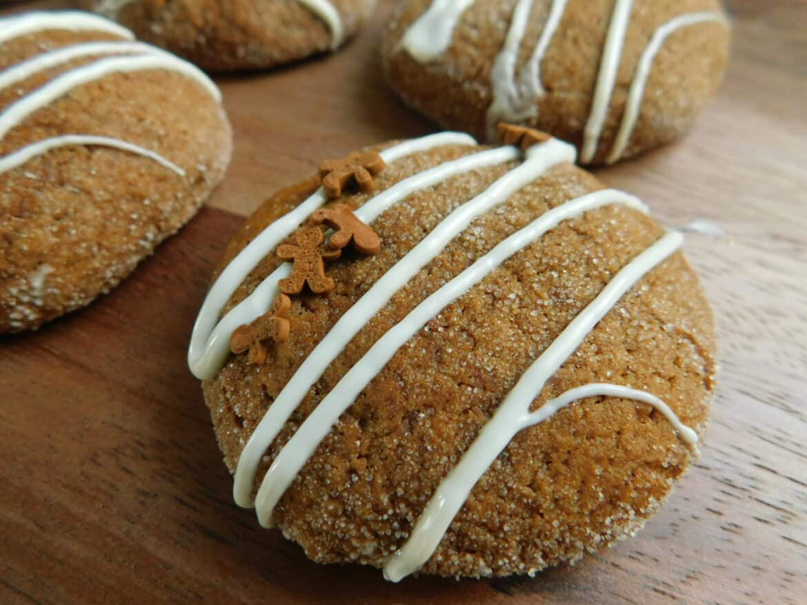 Weight Watchers Gingerbread Cookies - Drizzle Me Skinny!