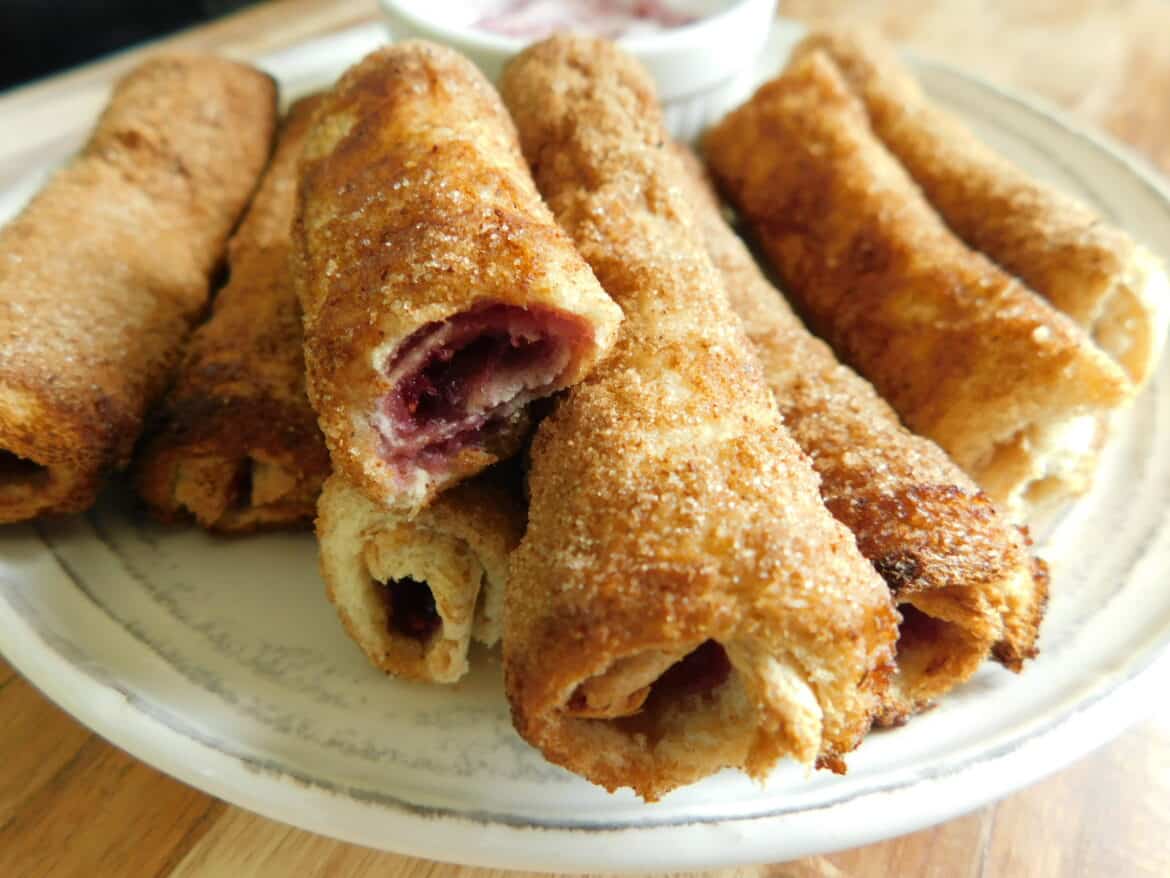 Cinnamon Sugar Jelly Rolls - Drizzle Me Skinny!