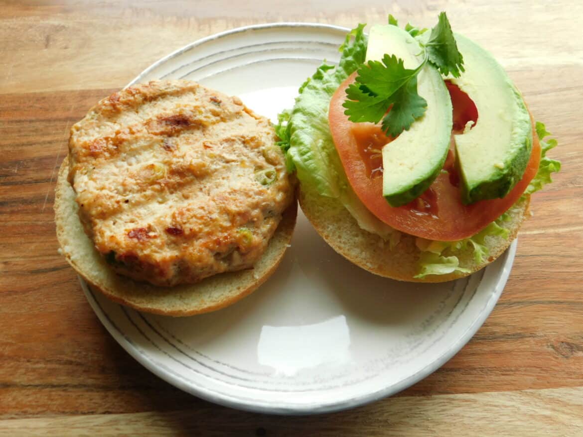 29 Easy Low Calorie Chicken Recipes - Drizzle Me Skinny!