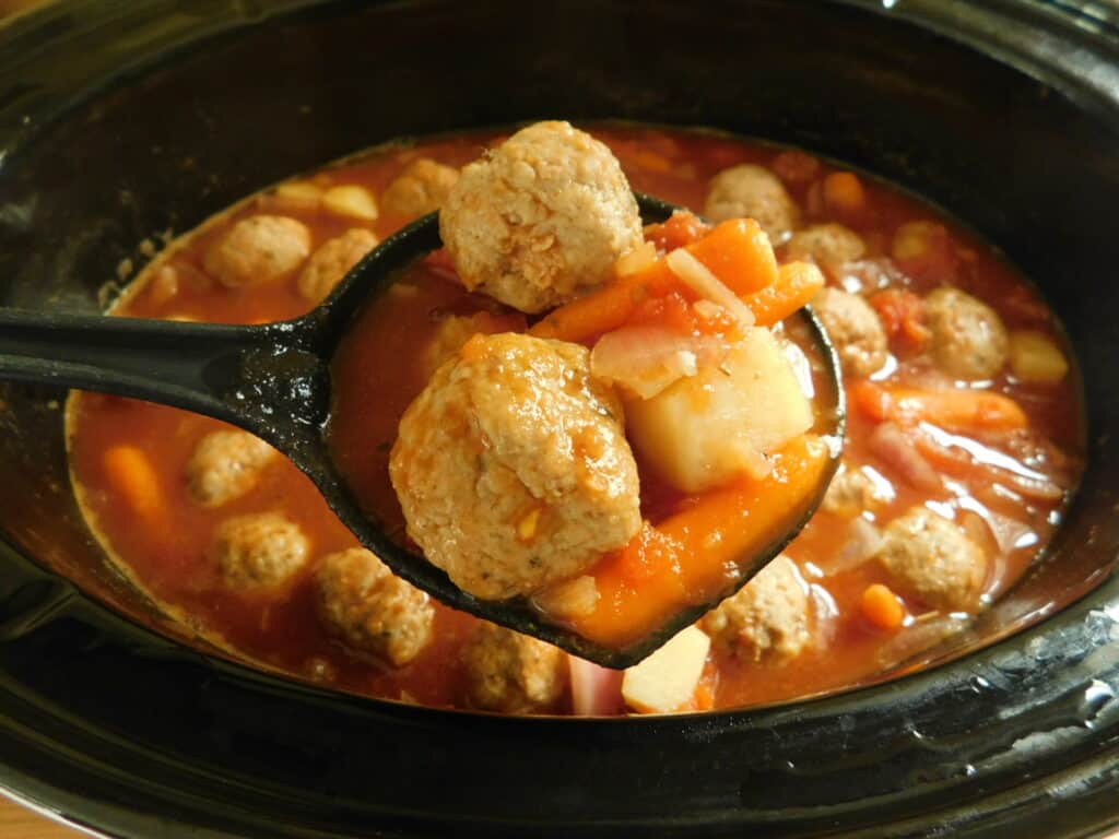 Italian style chicken meatball stew - Drizzle Me Skinny!