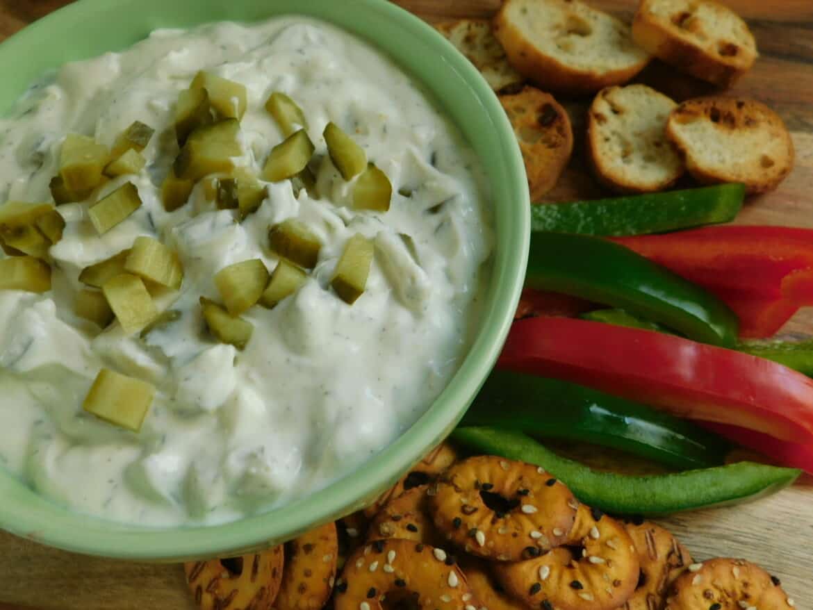 Dill pickle dip - Drizzle Me Skinny!