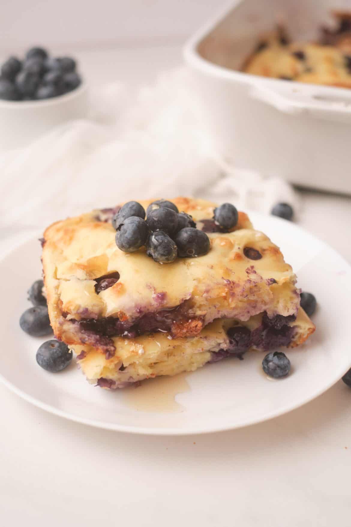 Baked blueberry lemon pancake squares - Drizzle Me Skinny!