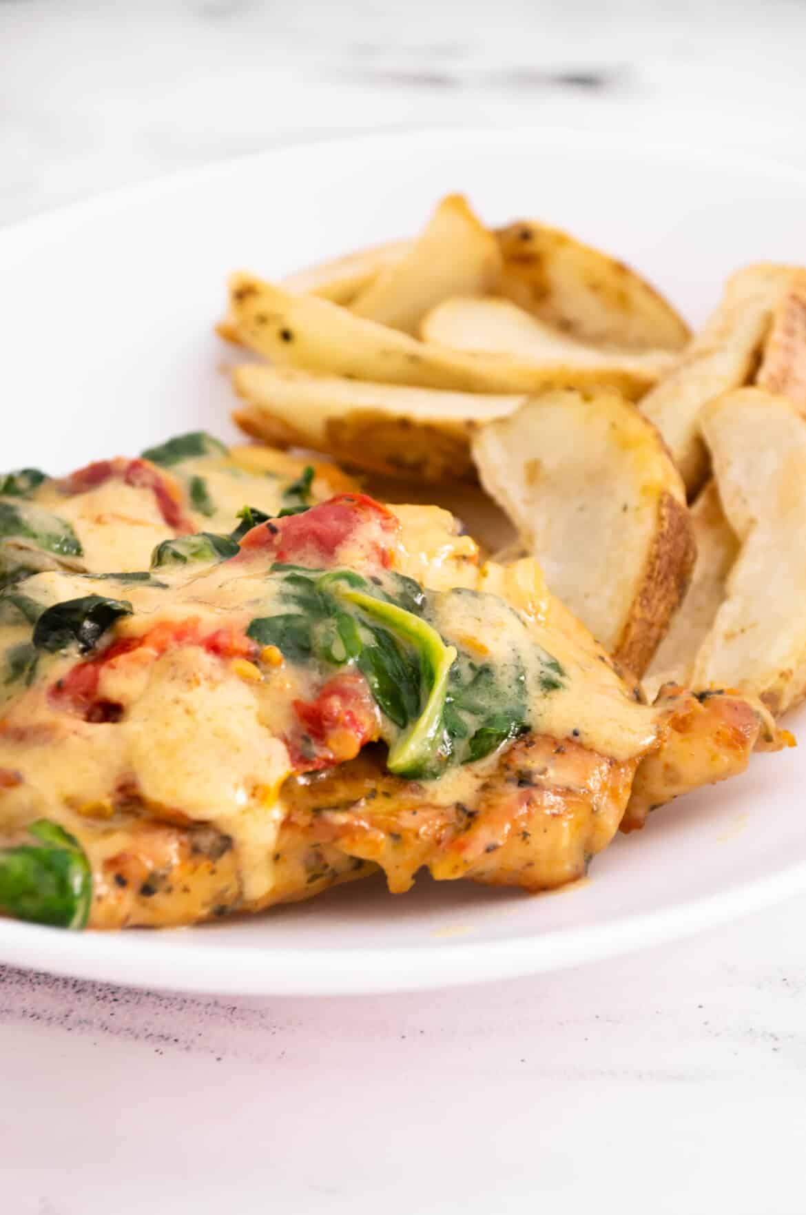 Deliciously Light Baked Tuscan Chicken - Drizzle Me Skinny!