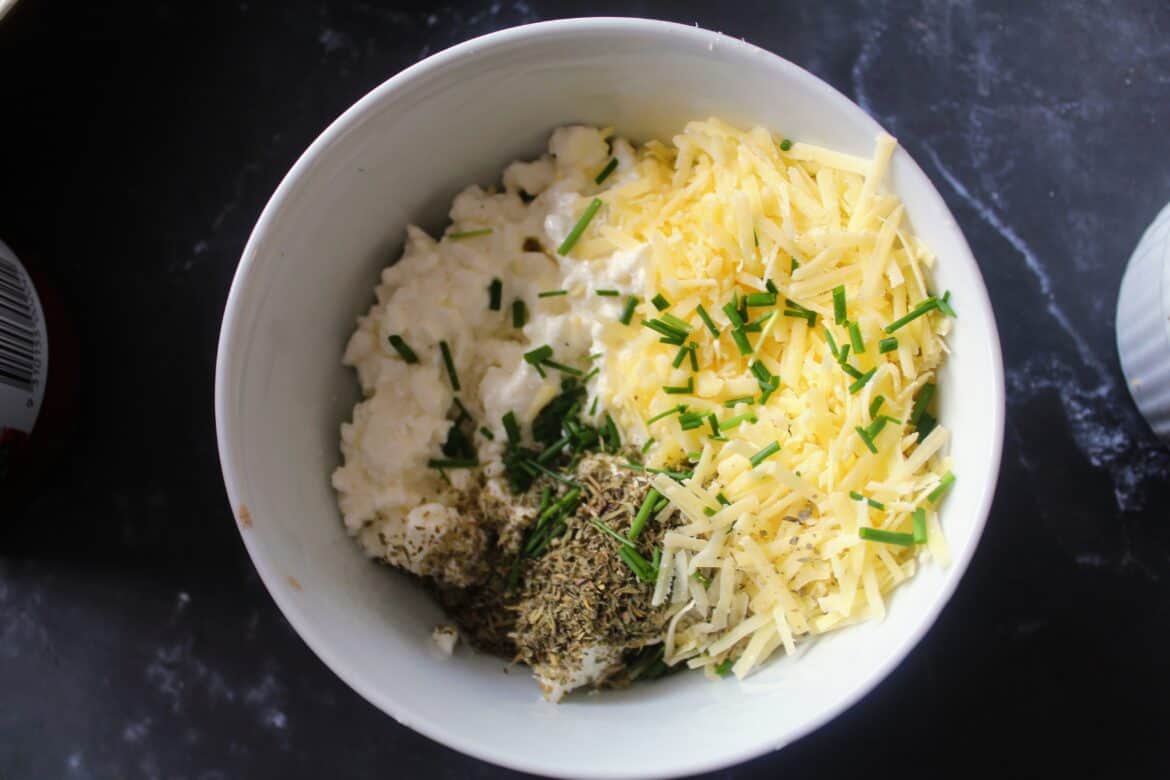 Giant Cheese Stuffed Shells (Copycat) - Drizzle Me Skinny!