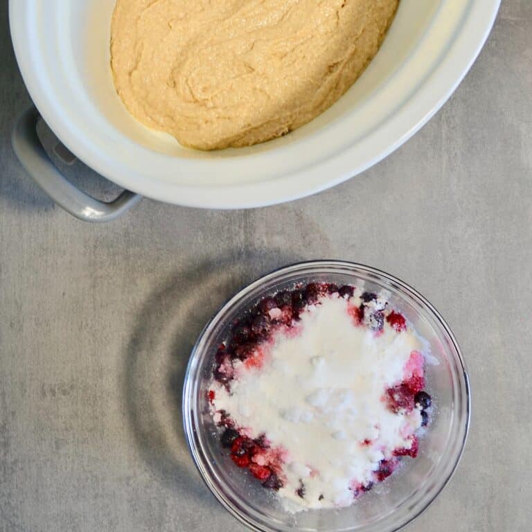 Yes, You Can Make Fruit Cobbler In Your Slow Cooker (Here's How ...