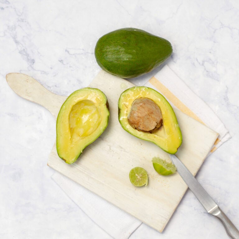 This Weight Watchers Guacamole Is Must Try - Drizzle Me Skinny!