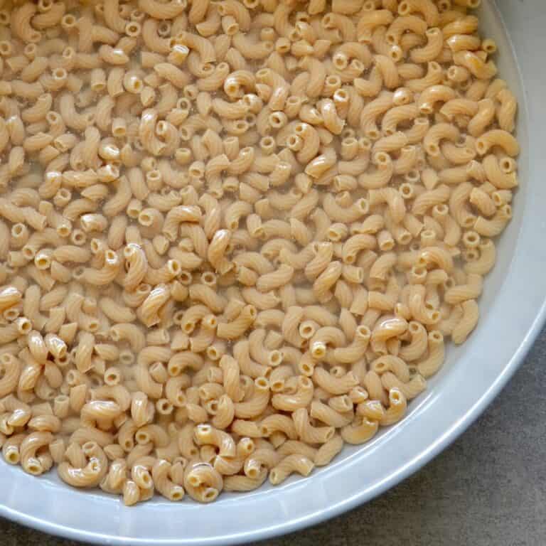 Healthy 20-Minute Mac and Cheese | WW Points - Drizzle Me Skinny!
