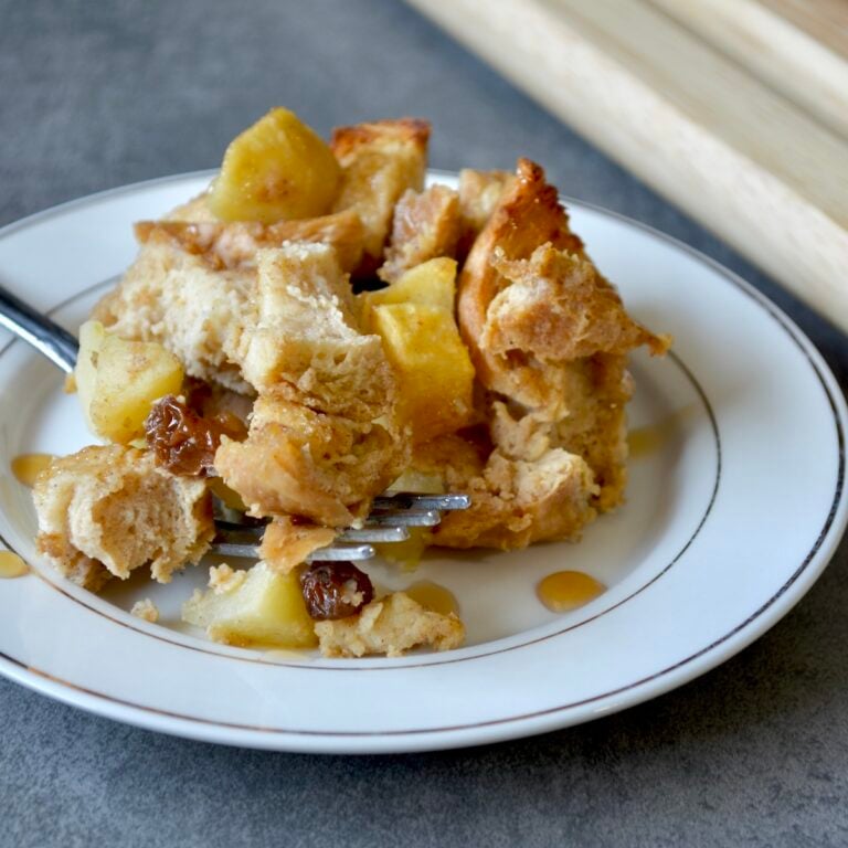 Bread Pudding Is A Weight Watchers Favorite (Here's My Recipe) - Drizzle Me Skinny!