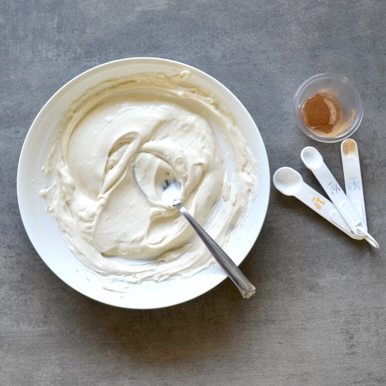 Weight Watchers Carrot Cake - Drizzle Me Skinny!