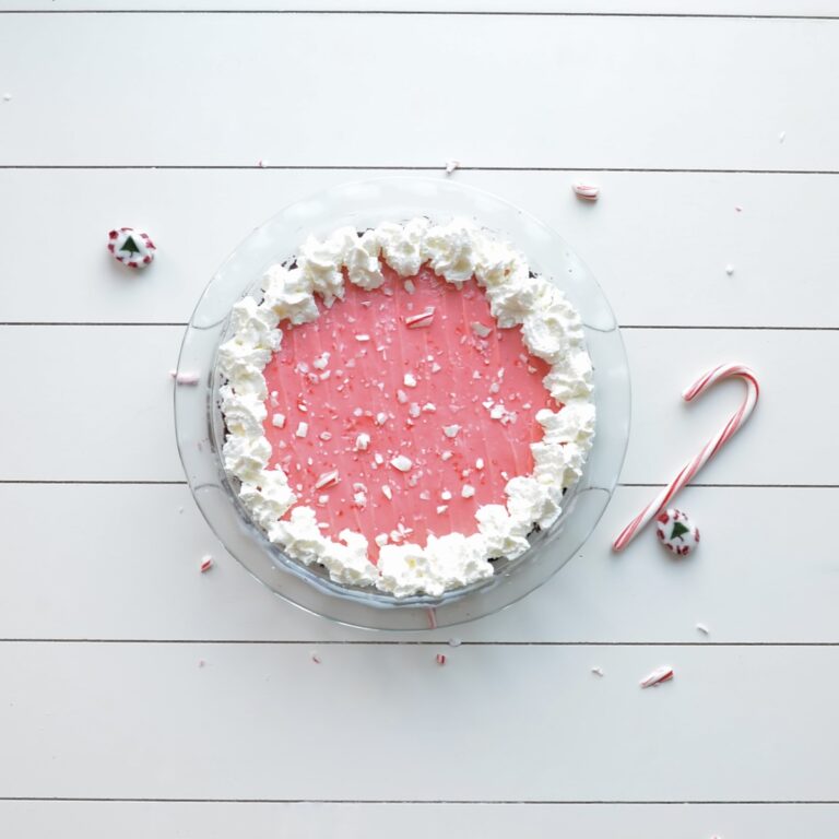 Peppermint Pie Is A Holiday Classic - Drizzle Me Skinny!